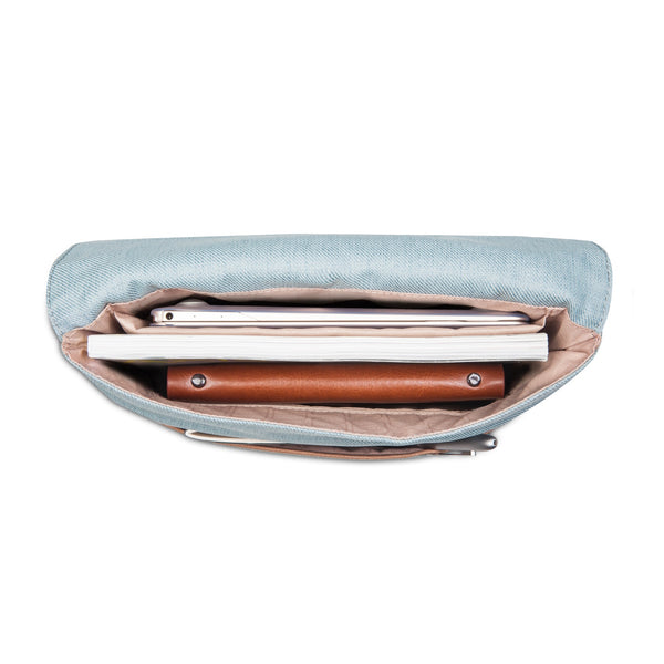 Aerio Lite Laptop Messenger Bag – us.moshi (US)